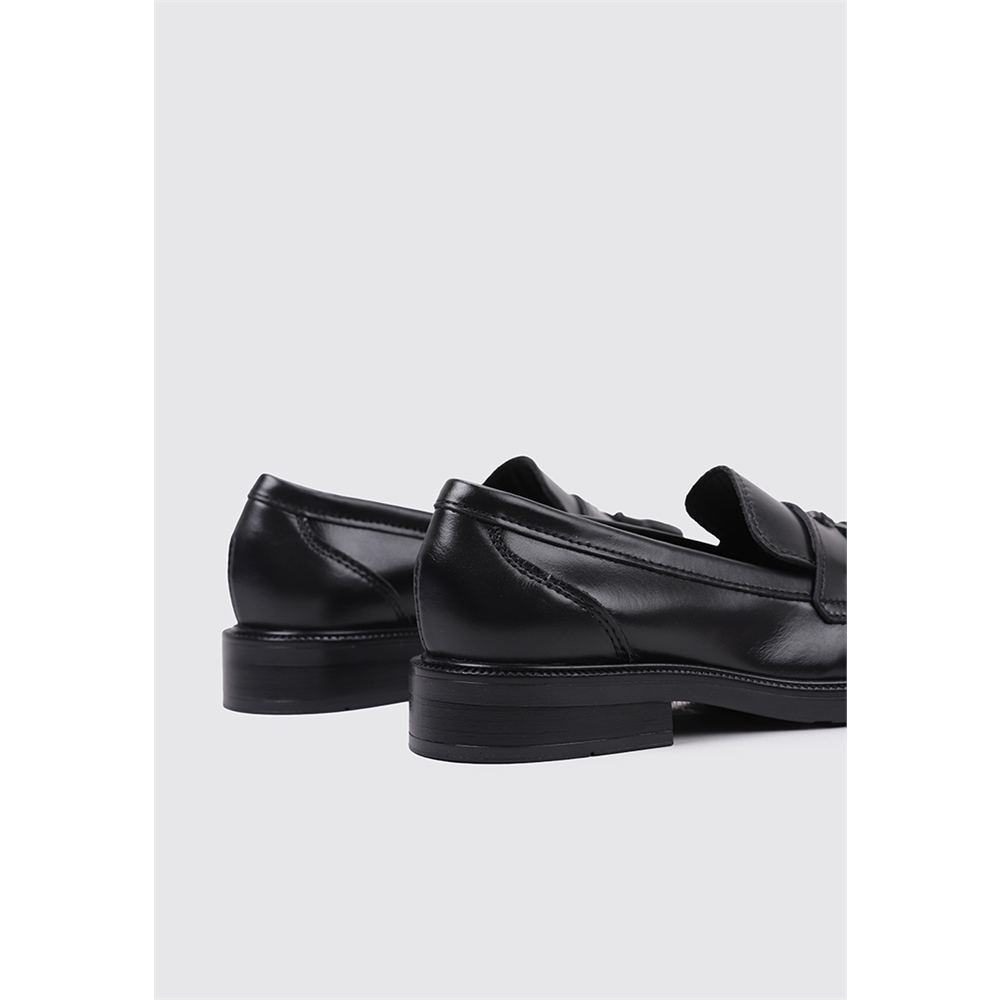 Sandra Fontán SALDAÑA Mocasines Planos Mujer Negro | Miravia