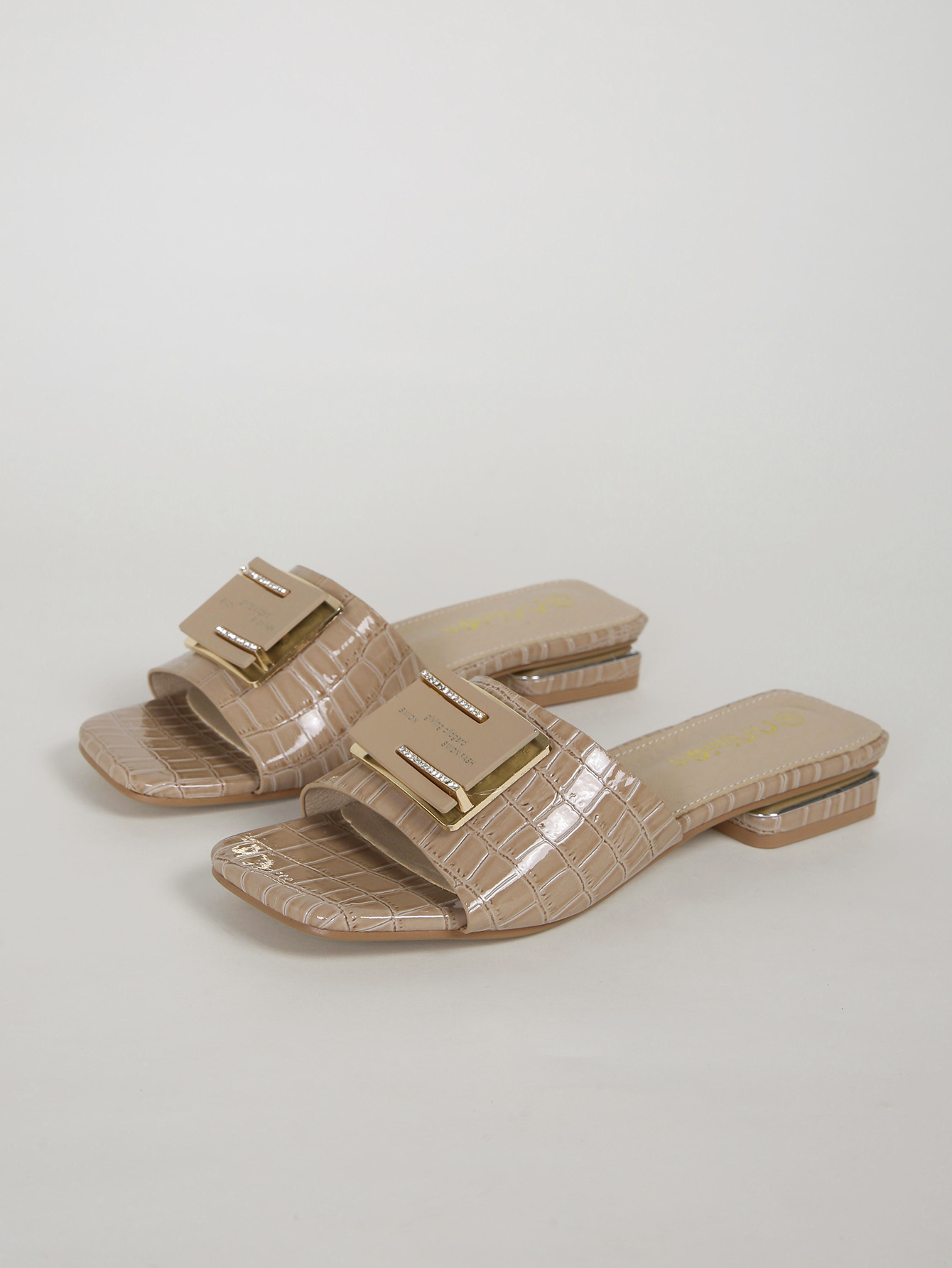 Zapatillas de verano para mujer, sandalias con hebilla de metal a la ...